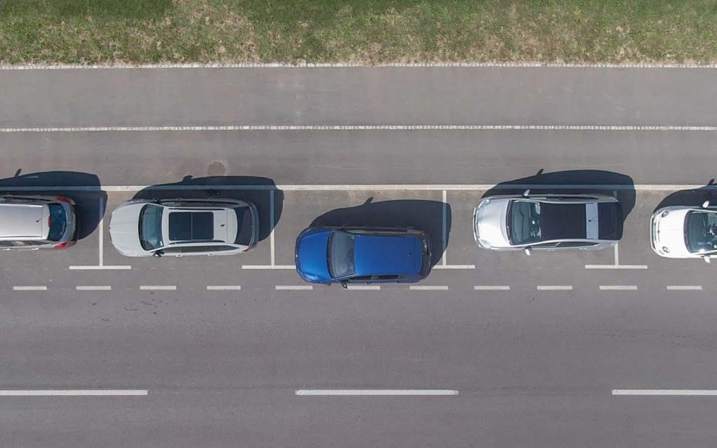 Ce sa faci sa-ti iasa parcarea laterala perfect de fiecare data ...