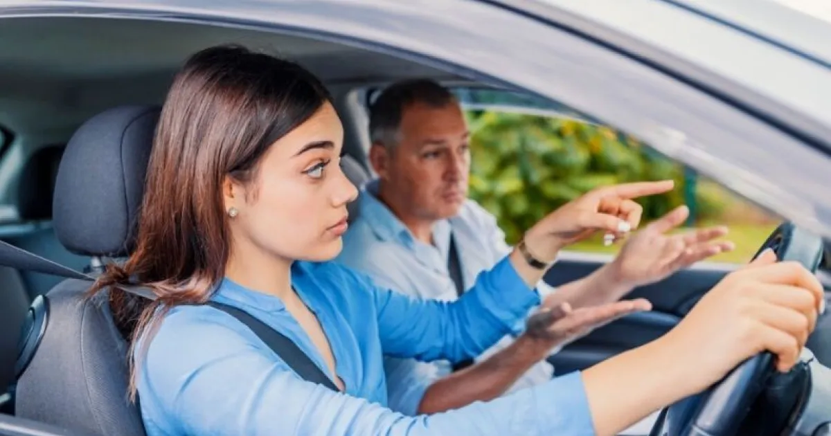 Cum să alegi cea mai sigură mașină pentru un șofer începător - DailyDriven