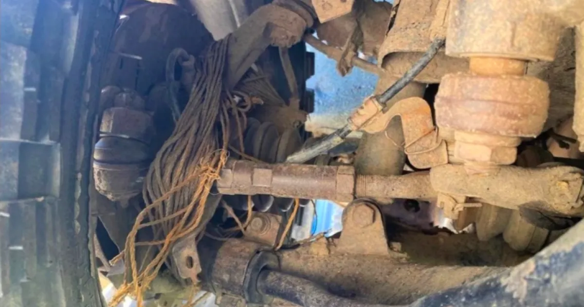 Conducator auto clujean depistat la RAR cu roata legata cu franghie in ...