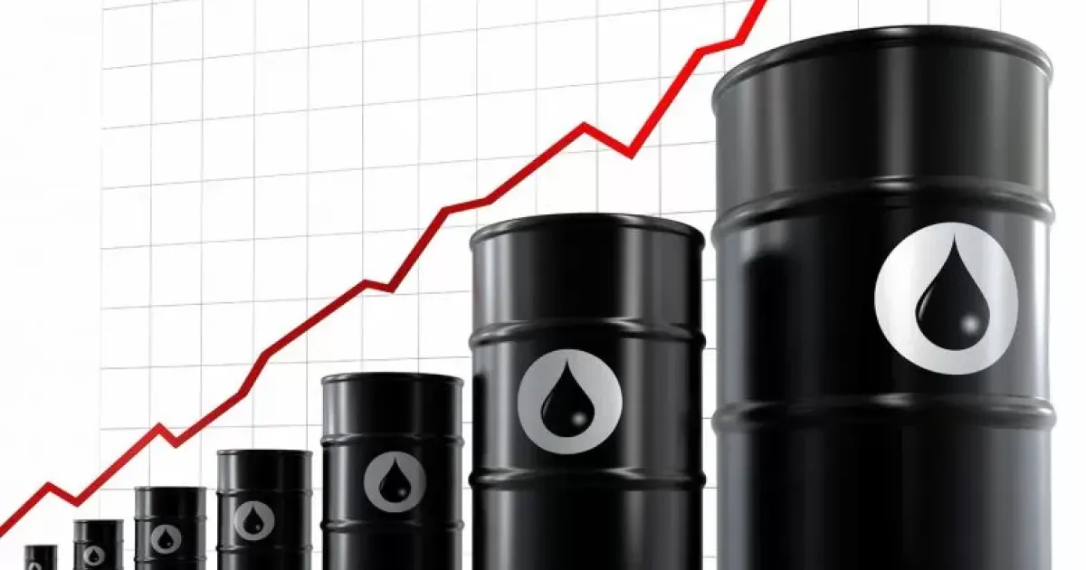 A nyersolaj hordóárának csökkenése — mikor eshetnek az üzemanyagárak ...