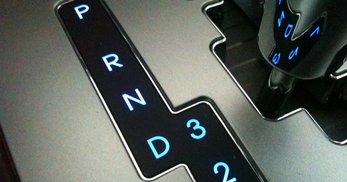 Cele mai importante reguli atunci cand conduci o masina automata ...