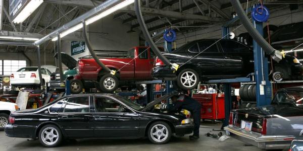 Respect du programme d'entretien de votre voiture : avantages et coûts ...